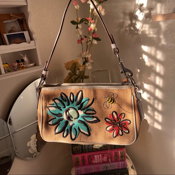 Coach | Bags | Coach Bee Shoulder Bag | Poshmark